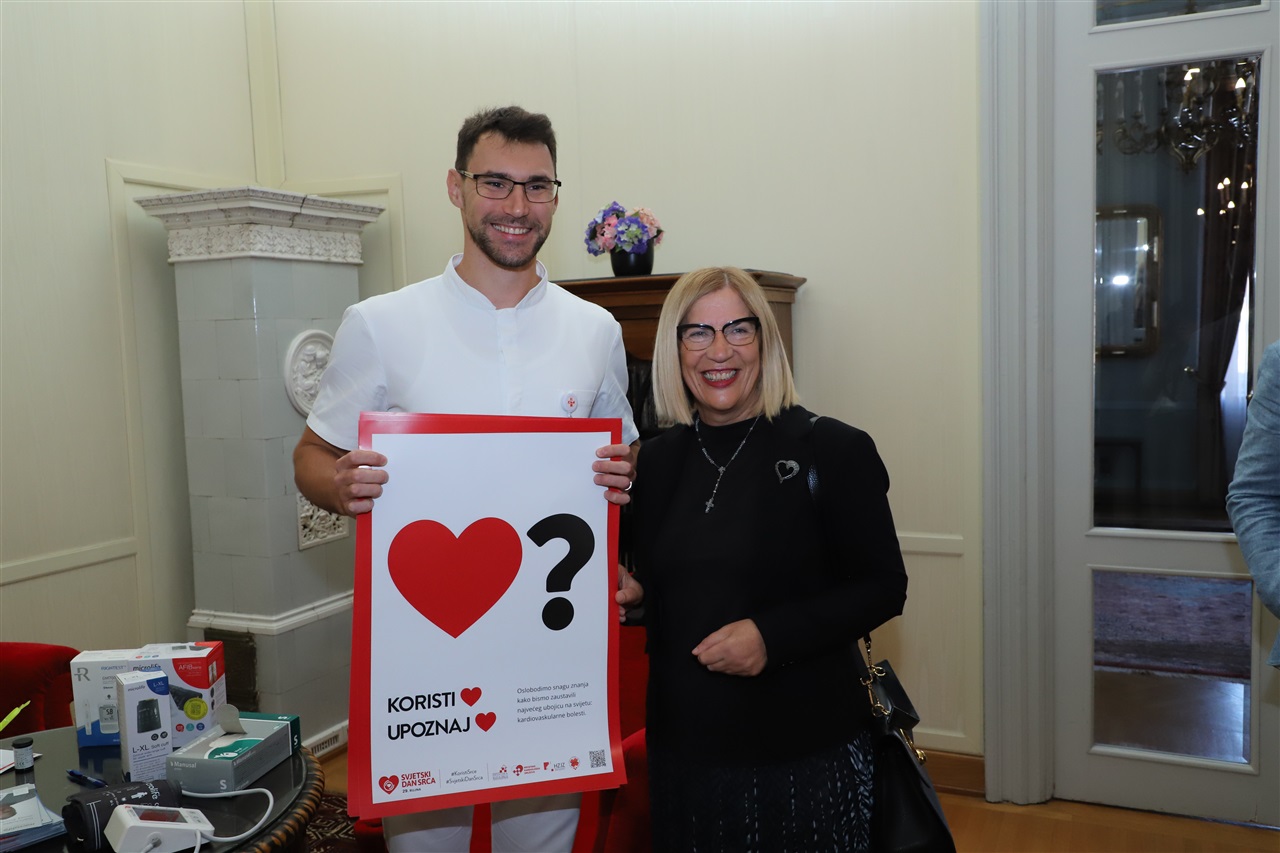 Javnozdravstvenom akcijom mjerenja arterijskog tlaka i glukoze u krvi, u Saboru obilježen ...